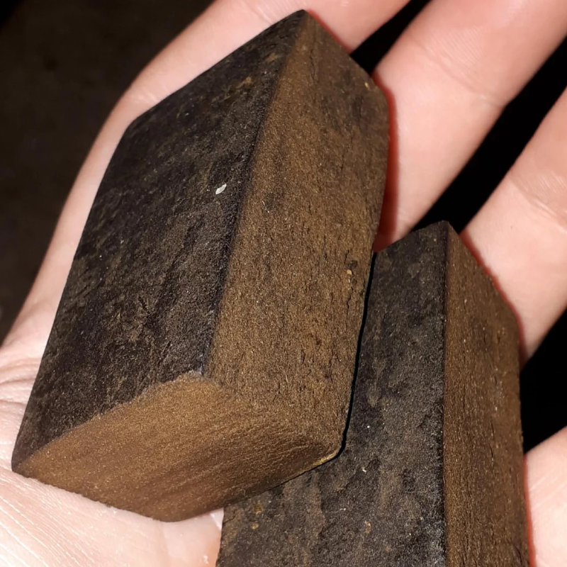 The Ultimate Guide to Hashish: History, Types, and Consumption Methods ...